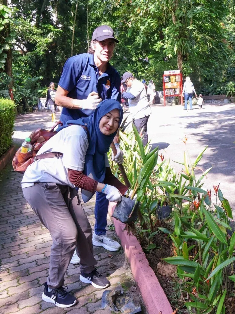 10 Amazing Charities In KL For Kids And Teens To Volunteer - Little Steps