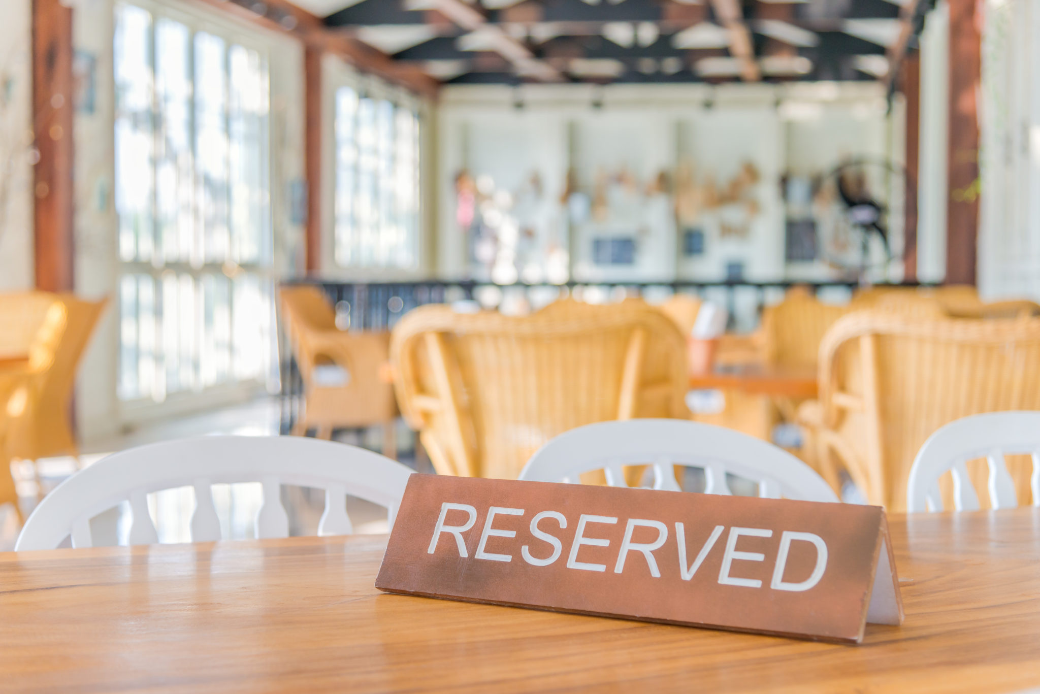 Top 5 Restaurant Reservation Platforms - Little Steps