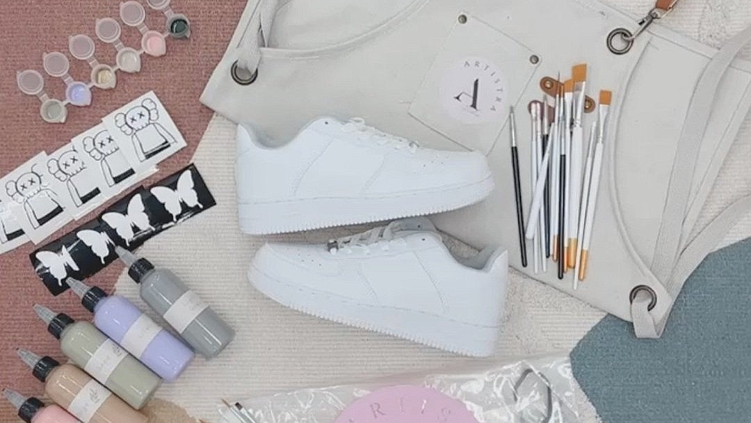 Artistra Studio Sneaker Art Jamming In Singapore – Little Steps